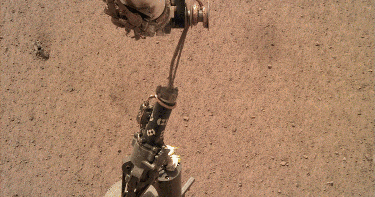 InSight places the heat probe instrument on… | The Planetary Society