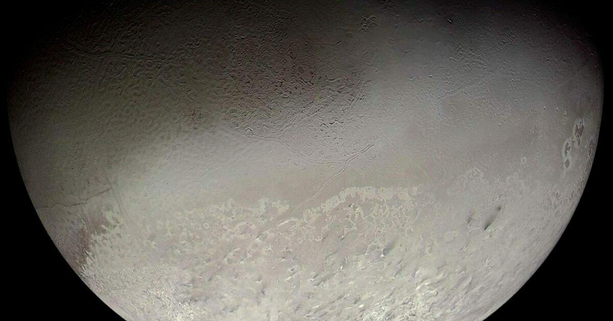 largest moon neptune