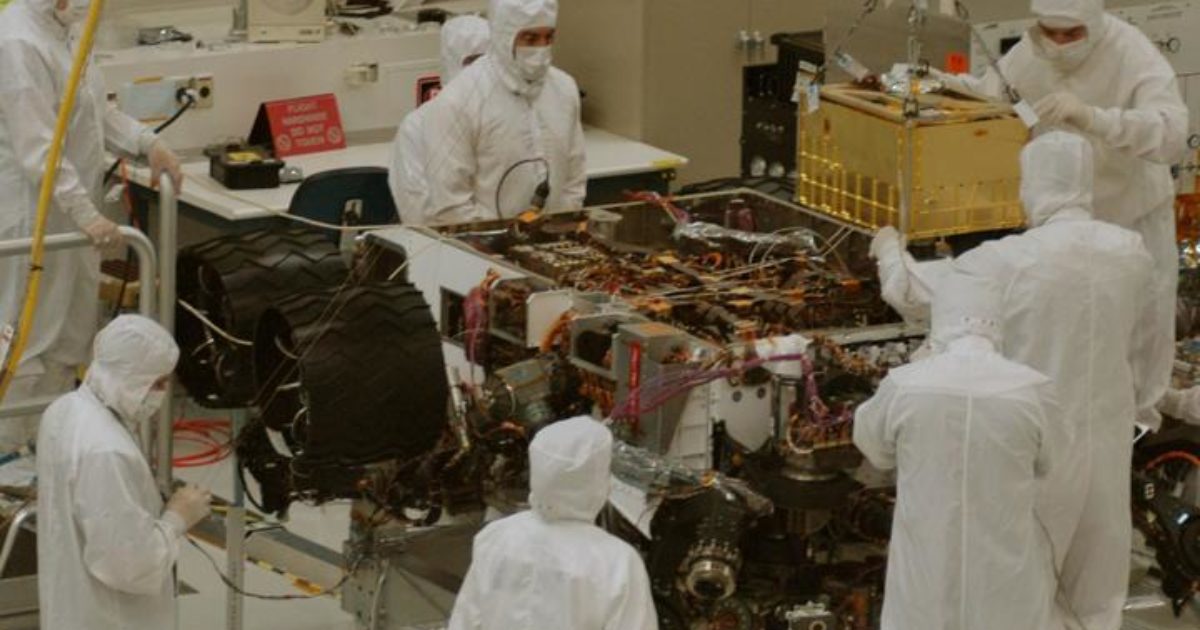 Installation of Curiosity's SAM instrument | The Planetary Society