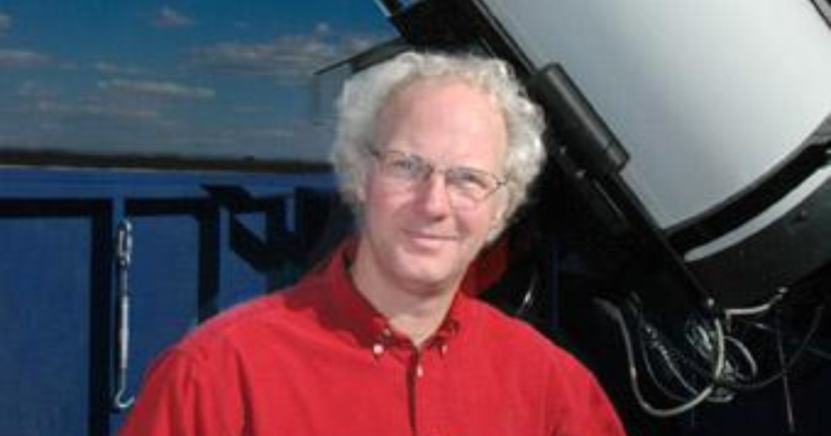 Robert Holmes | The Planetary Society