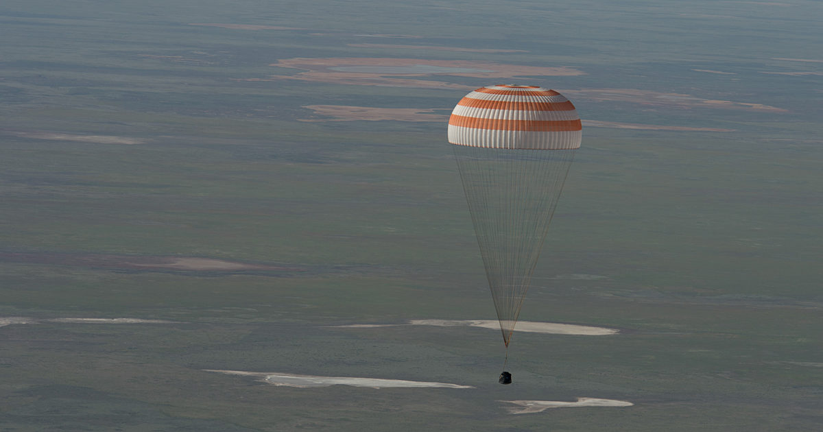 Soyuz sinks toward landing | The Planetary Society
