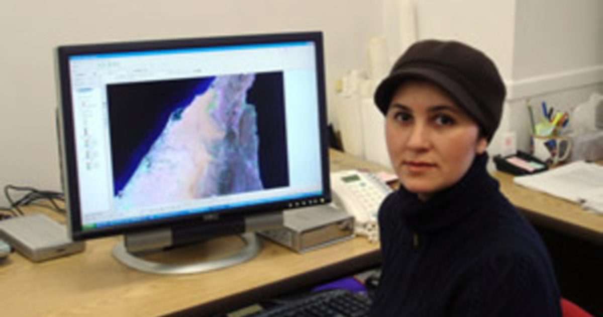 Eman Ghoneim head shot | The Planetary Society