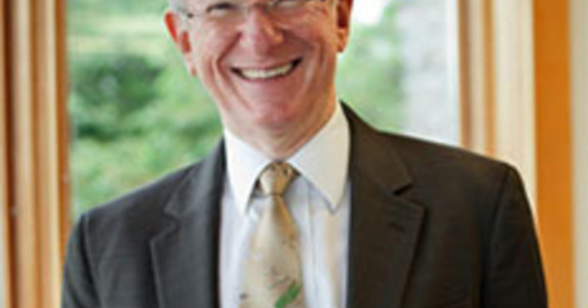 Sean Solomon head shot | The Planetary Society