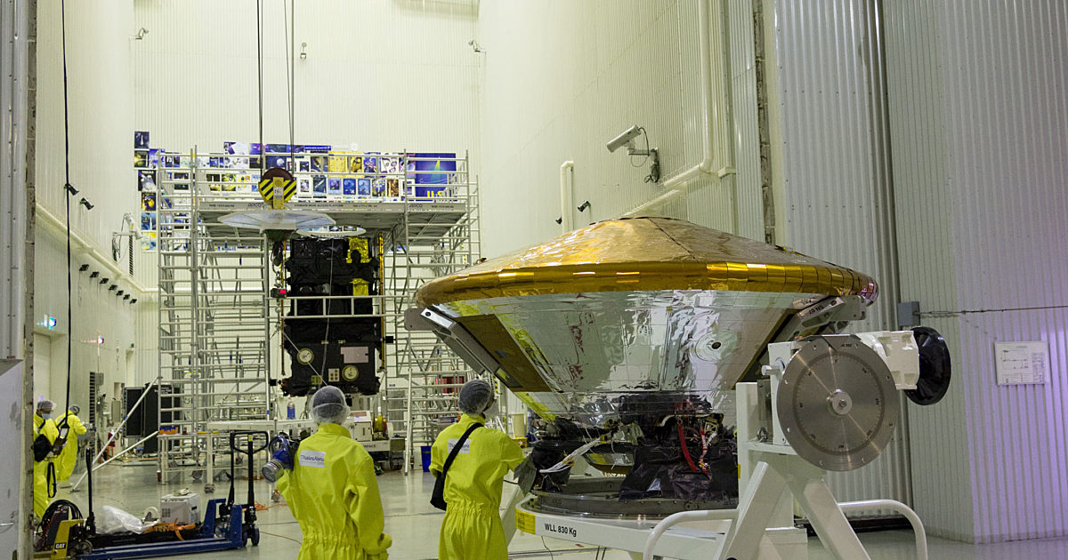 Schiaparelli meets ExoMars Trace Gas Orbiter | The Planetary Society