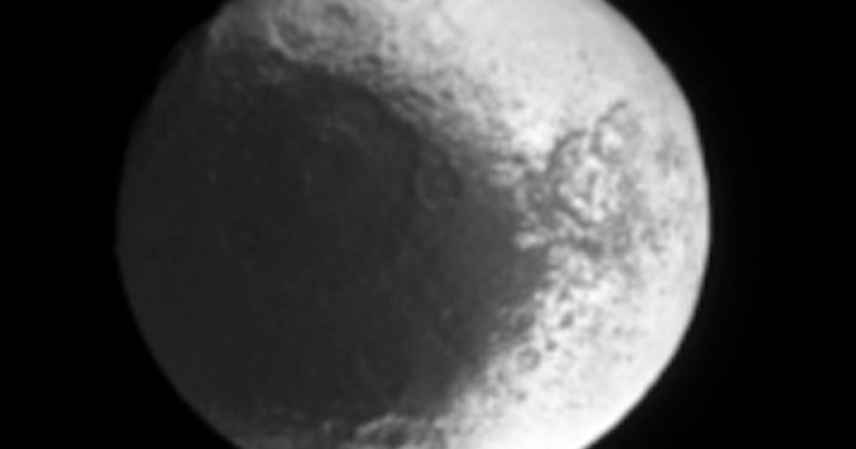 Iapetus' leading hemisphere and 'snowman' | The Planetary Society