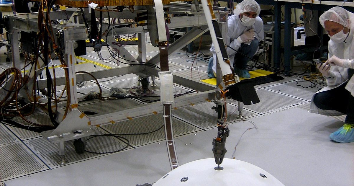 InSight tests deployment of the seismometer… | The Planetary Society