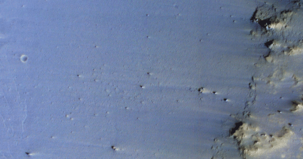 Wind streaks in Endeavour | The Planetary Society