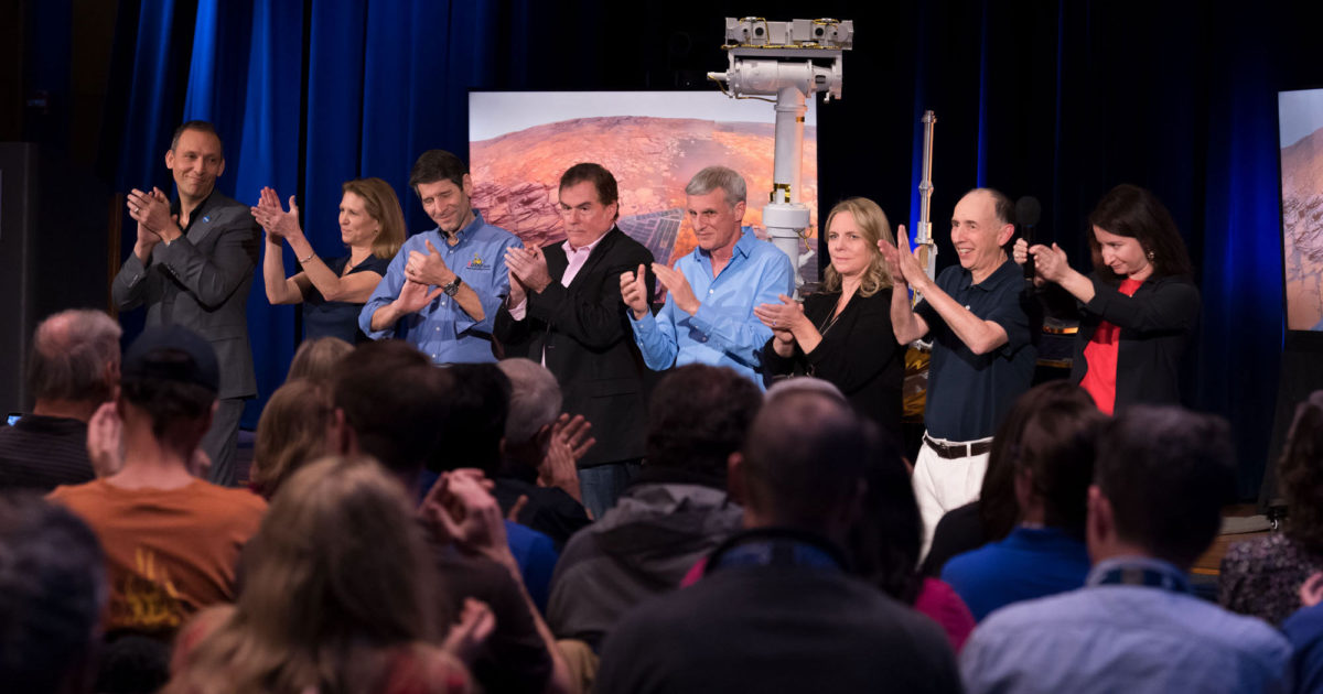 Applause for the Mars Exploration Rovers and… | The Planetary Society