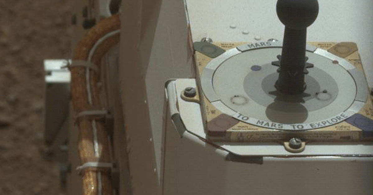 Curiosity's Marsdial is on Mars! | The Planetary Society