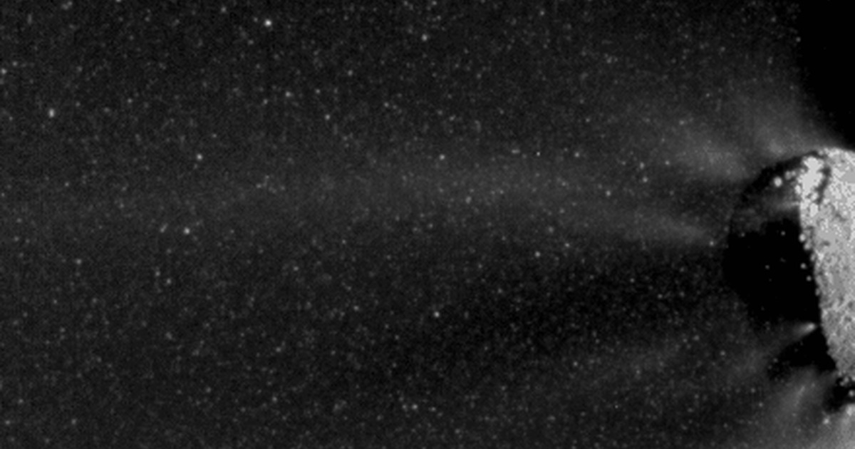 Blink animation of Hartley 2's jets | The Planetary Society