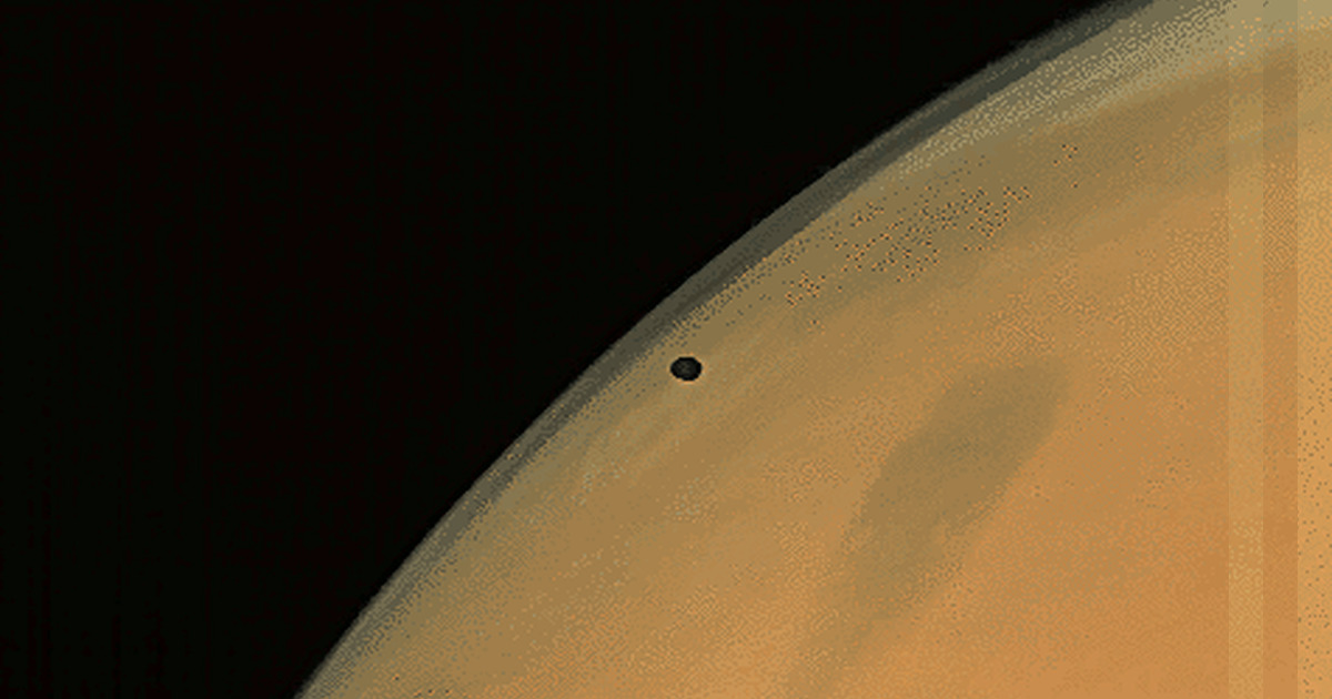 Phobos over Mars from MOM (animation) | The Planetary Society