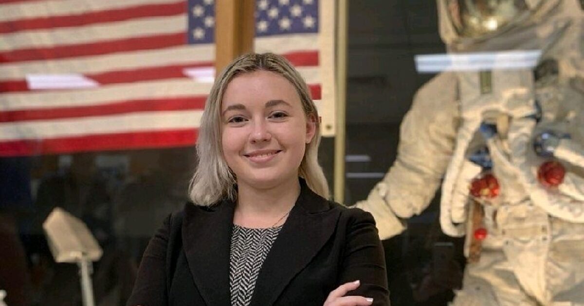 Christina Mitchell portrait | The Planetary Society