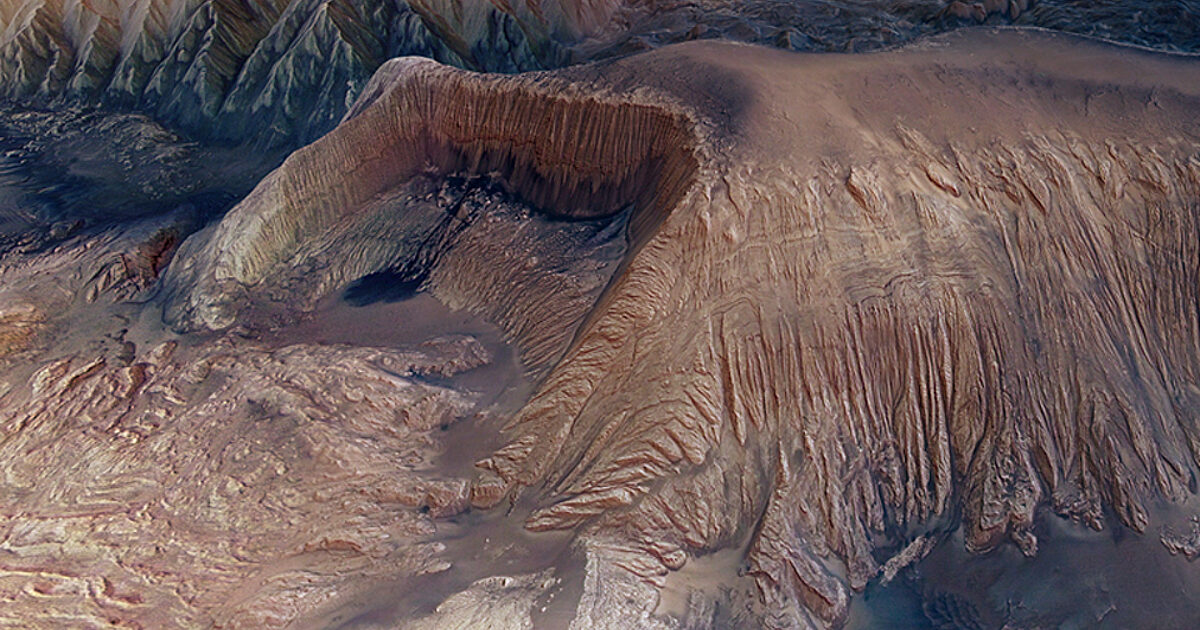 Hebes Chasma | The Planetary Society