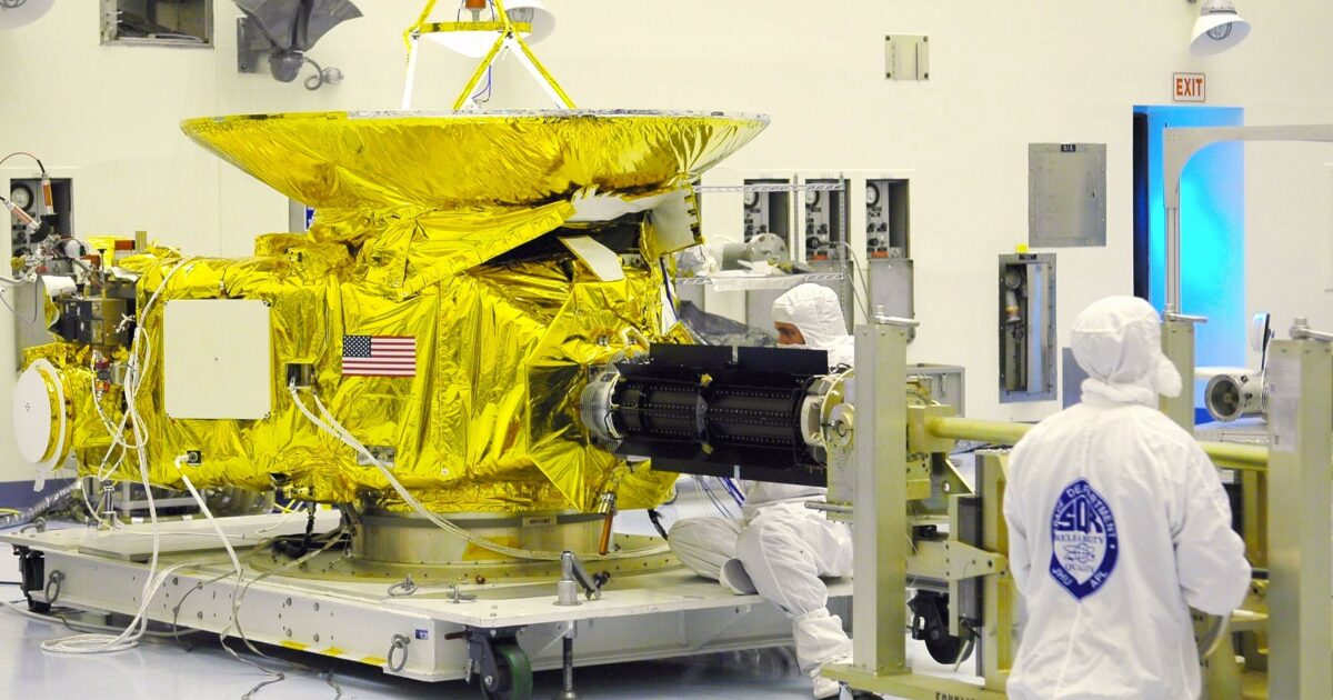 RTG Installed on the New Horizons Spacecraft | The Planetary Society