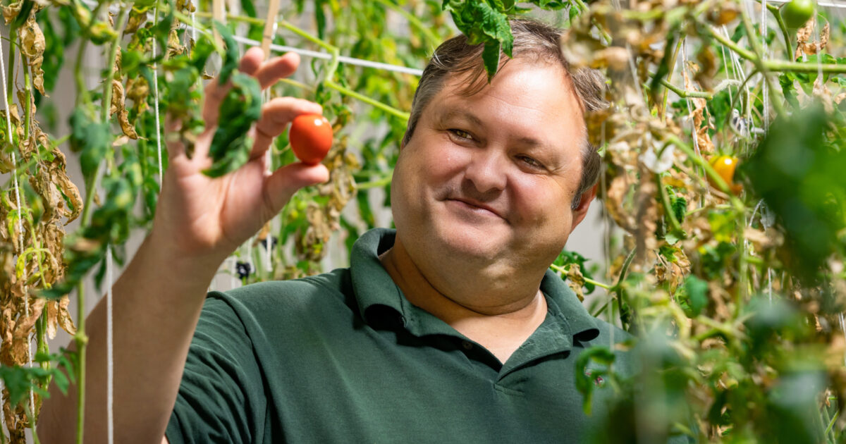 Andrew Palmer in the field | The Planetary Society