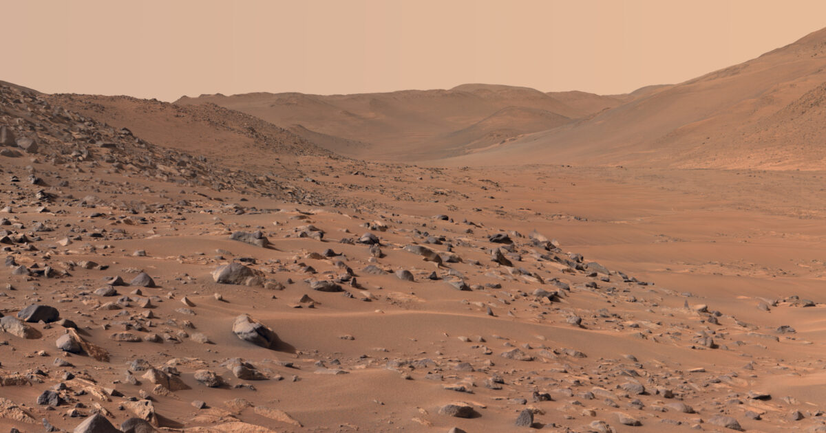 Perseverance inspects the Jezero landscape | The Planetary Society