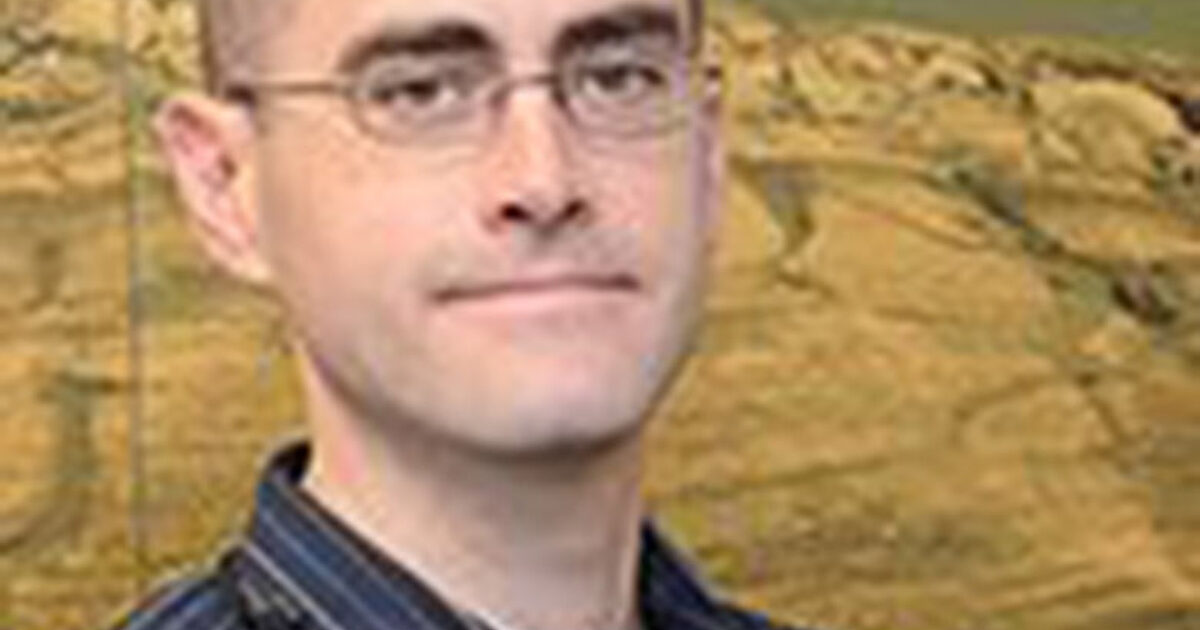 Scott Guzewich portrait | The Planetary Society