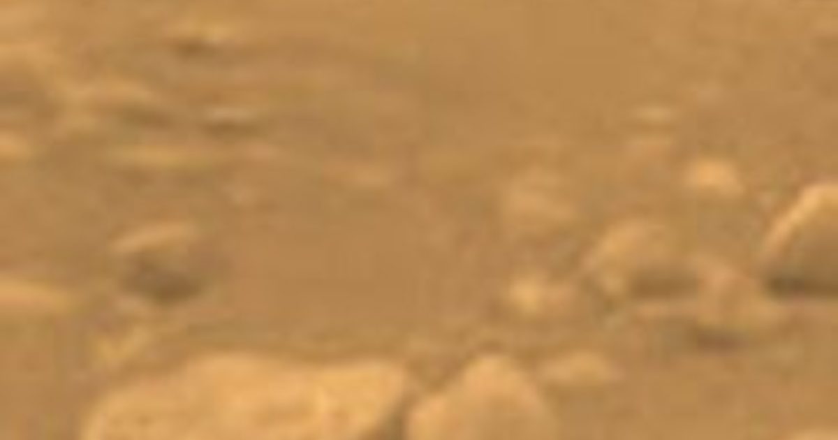 Huygens view of Titan's surface (colorized) | The Planetary Society Huygens view of Titan's surface (colorized) | The Planetary Society