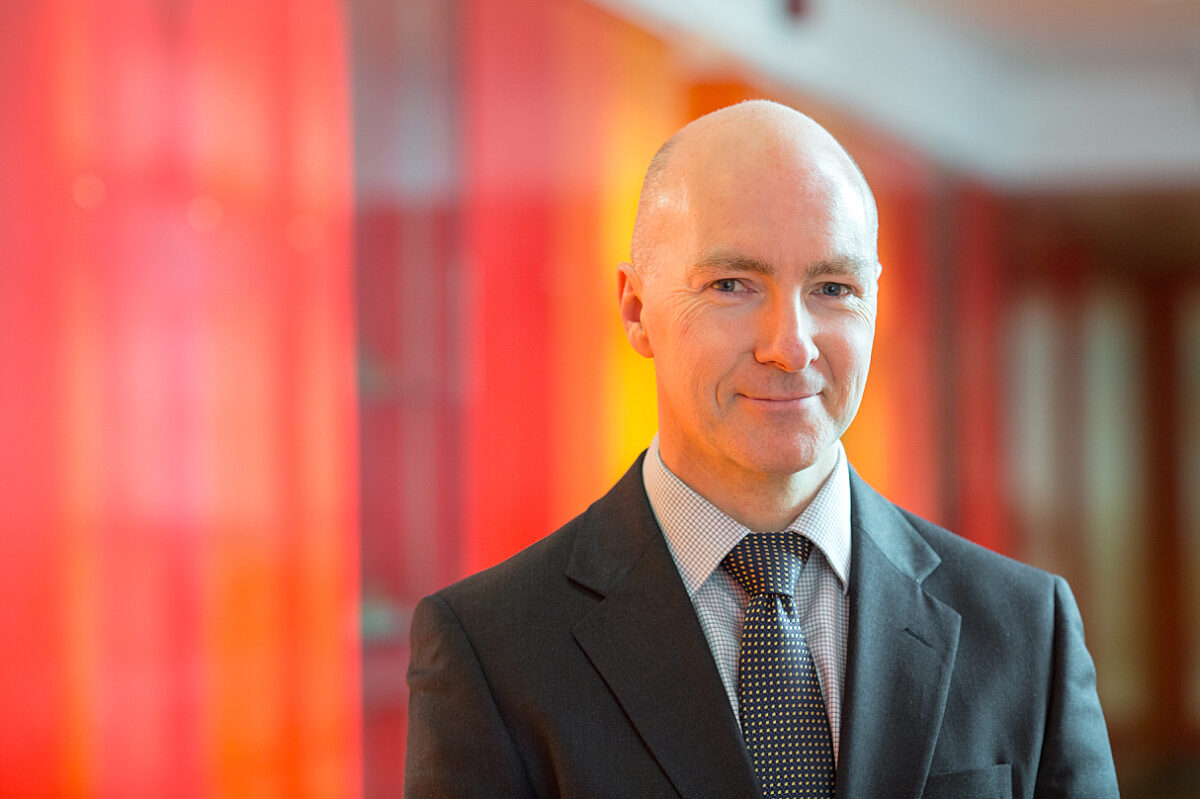 Mark Sephton portrait | The Planetary Society