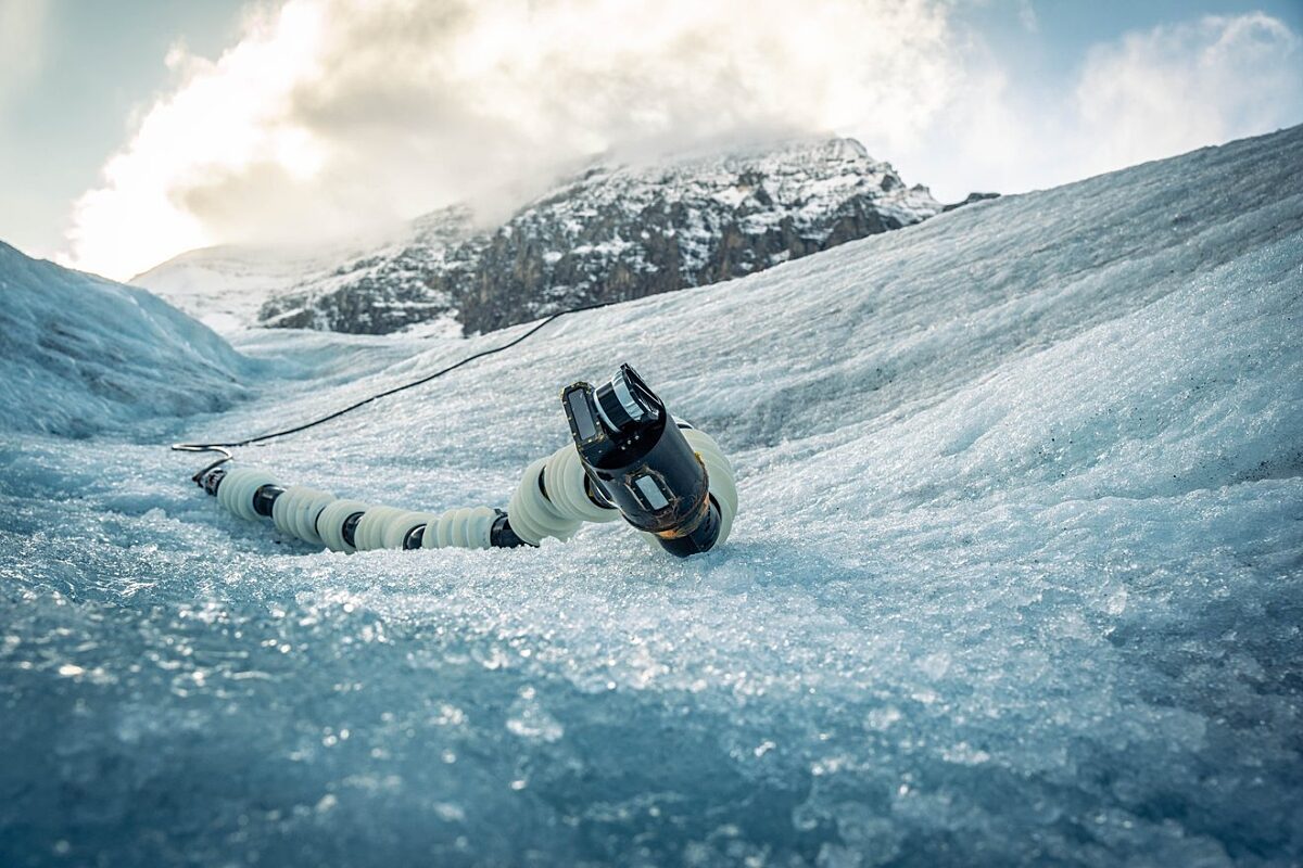 EELS: AI-enabled snake robots and the search… | The Planetary Society