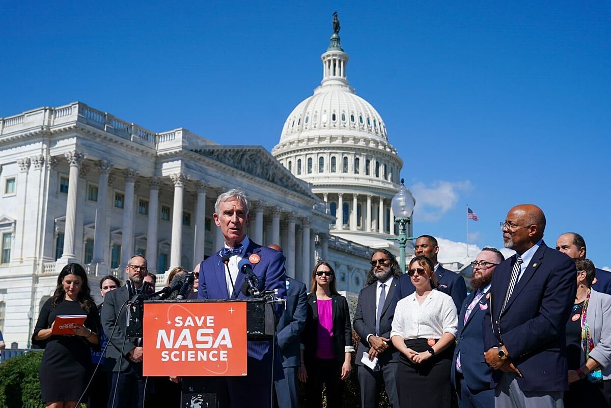Bill Nye speaking at the Save NASA Science… | The Planetary Society