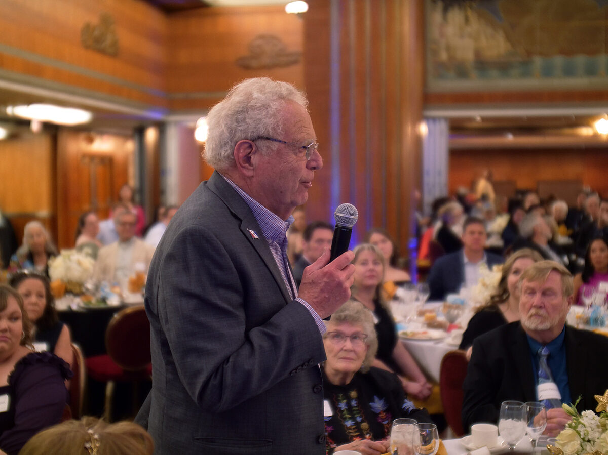 Lou Friedman at the Cosmic Shores Gala | The Planetary Society