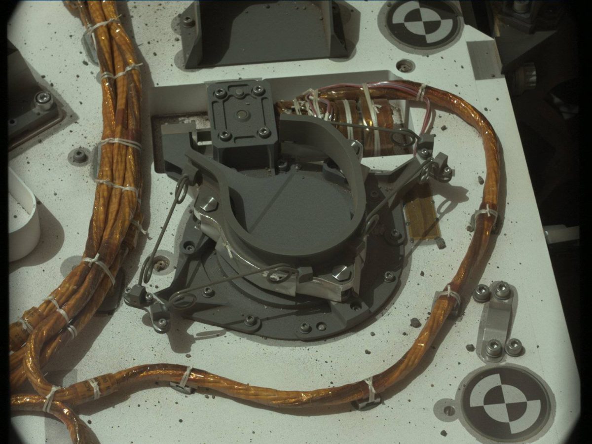 Wires on Curiosity | The Planetary Society