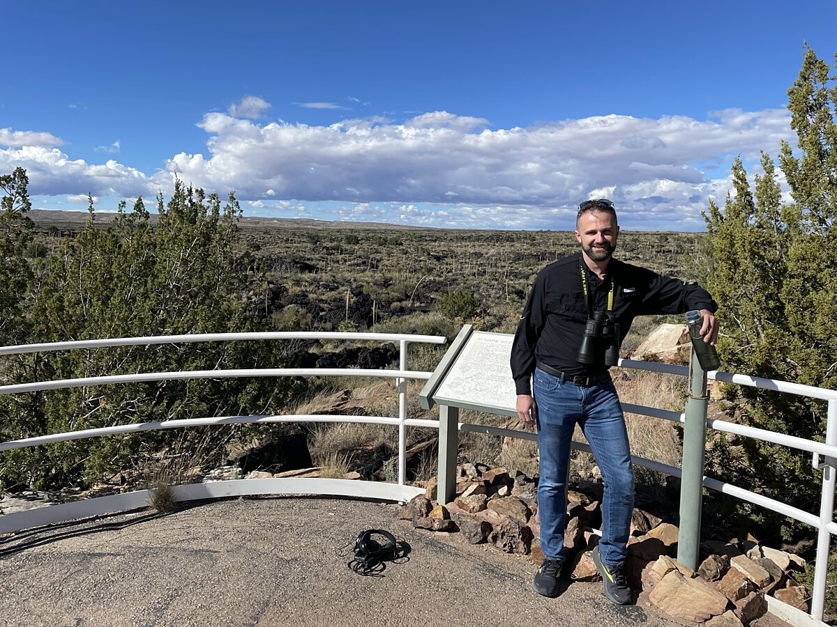 Kirby Runyon above Carrizozo lava flow | The Planetary Society