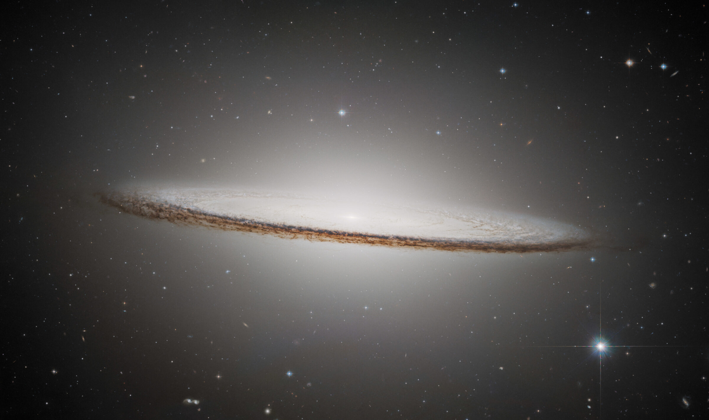Sombrero Galaxy from Hubble | The Planetary Society