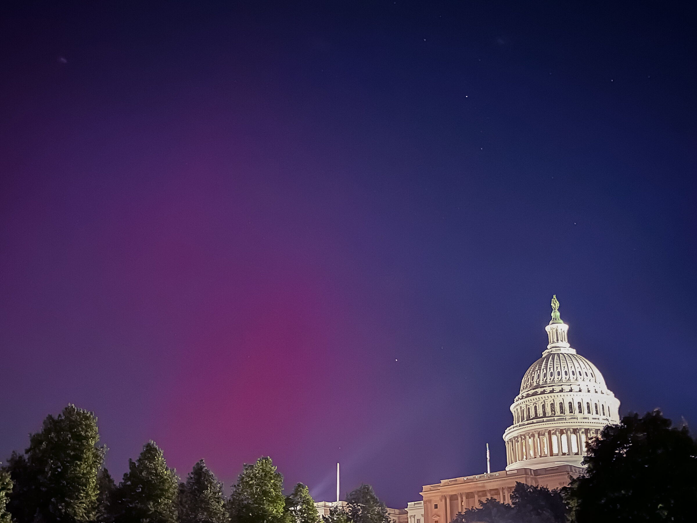 The northern lights over the Capitol | The Planetary Society