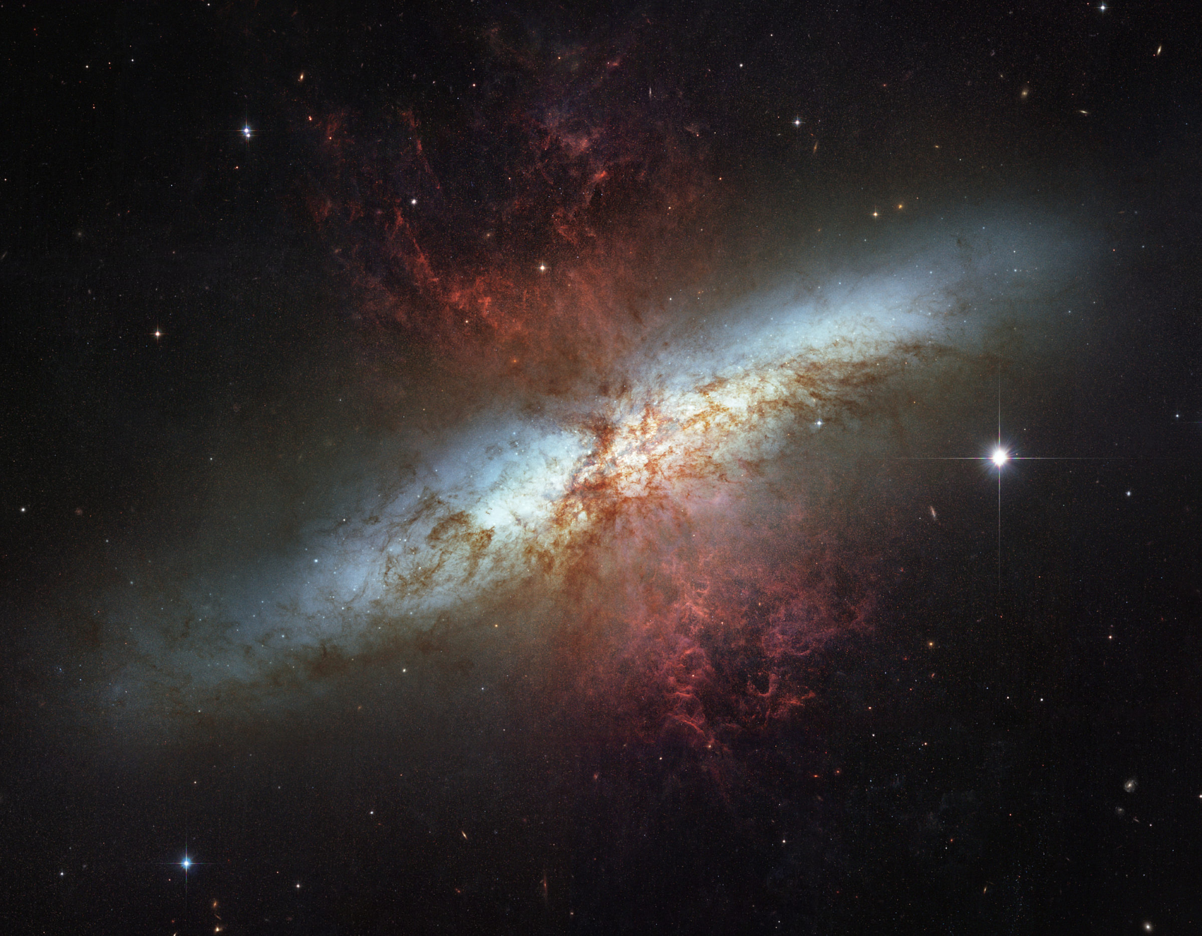 M82, the Cigar Galaxy | The Planetary Society