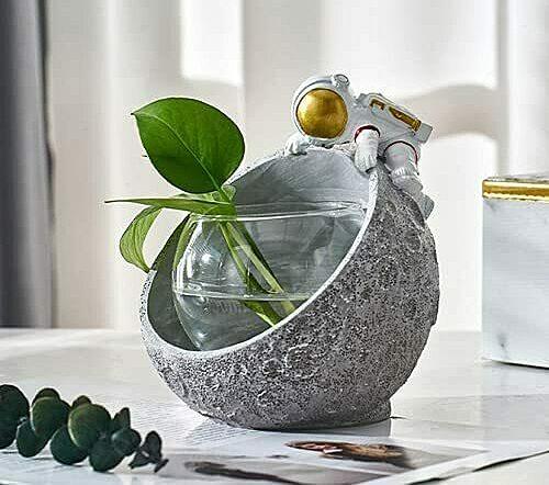 Astronaut planter | The Planetary Society