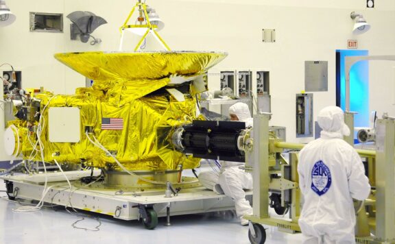 RTG Installed on the New Horizons Spacecraft | The Planetary Society