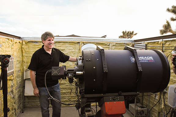 Bob Stephens and Telescopes | The Planetary Society