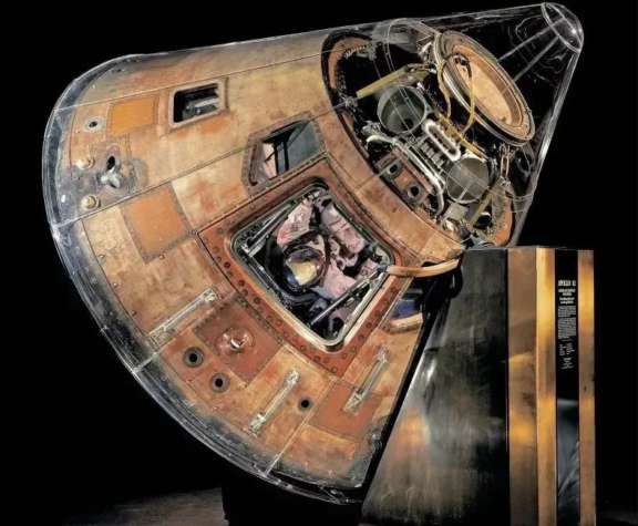 Apollo 11 Command Module at the Smithsonian… | The Planetary Society Apollo 11 Command Module at the Smithsonian… | The Planetary Society