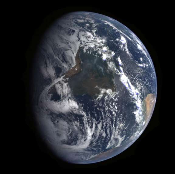 MESSENGER views Earth | The Planetary Society