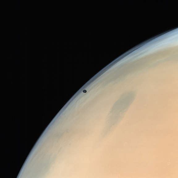 Phobos over Mars from MOM in natural color | The Planetary Society