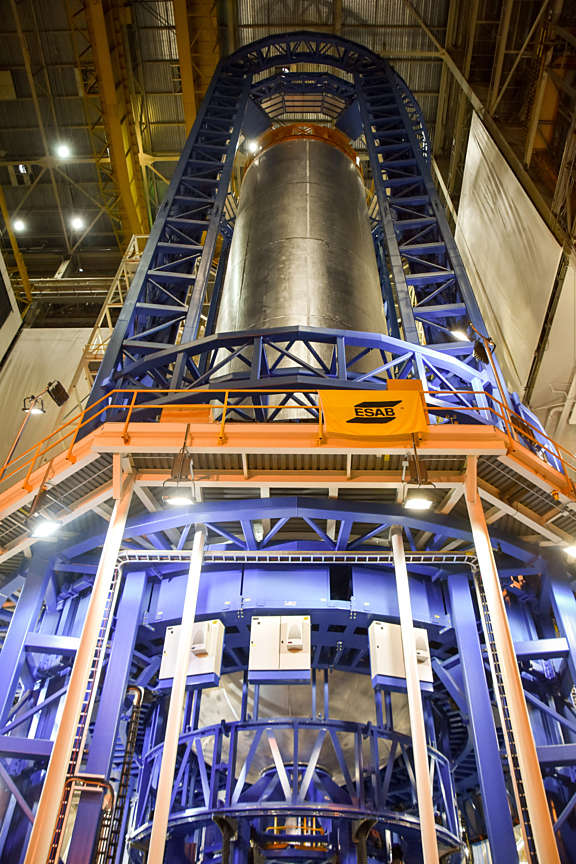 Completed SLS flight hydrogen tank | The Planetary Society