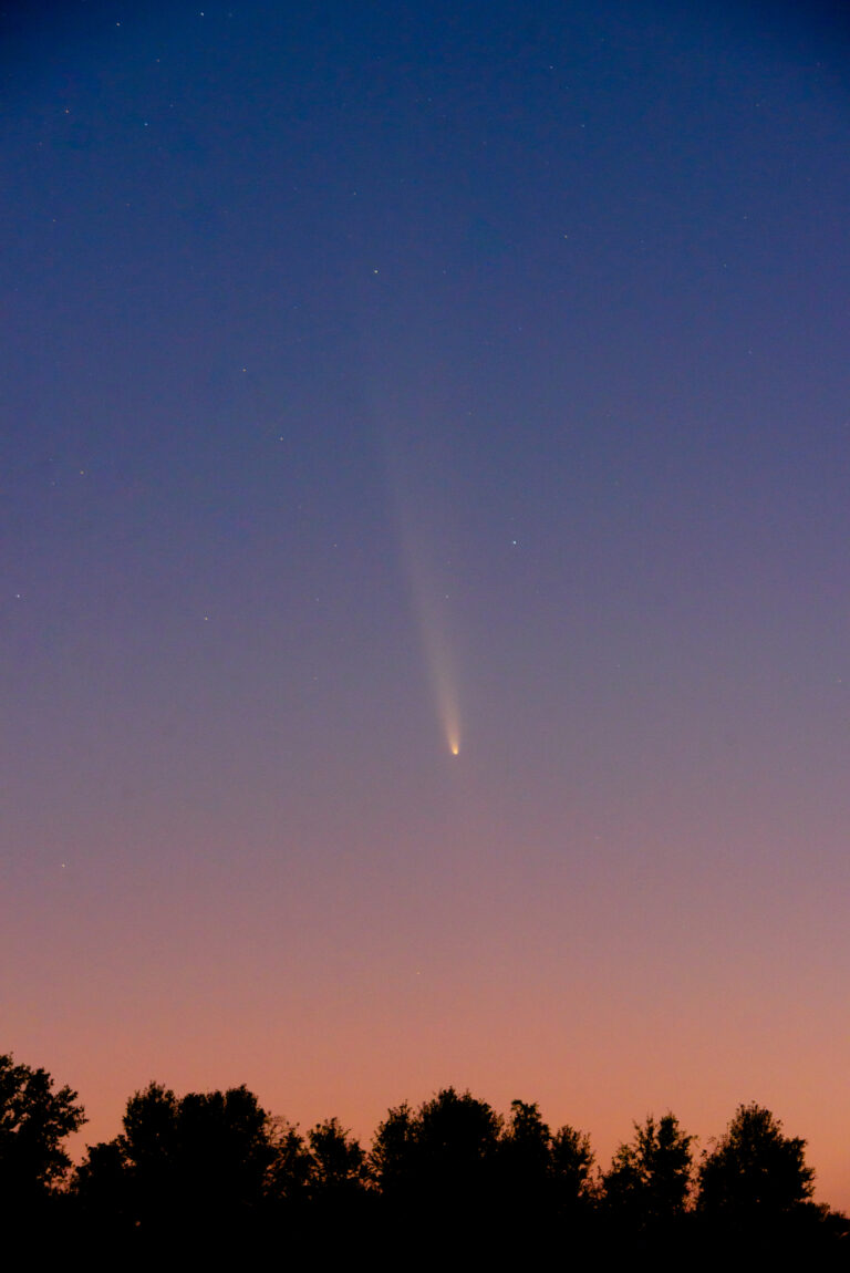 Comet Tsuchinshan-Atlas over NASA center | The Planetary Society