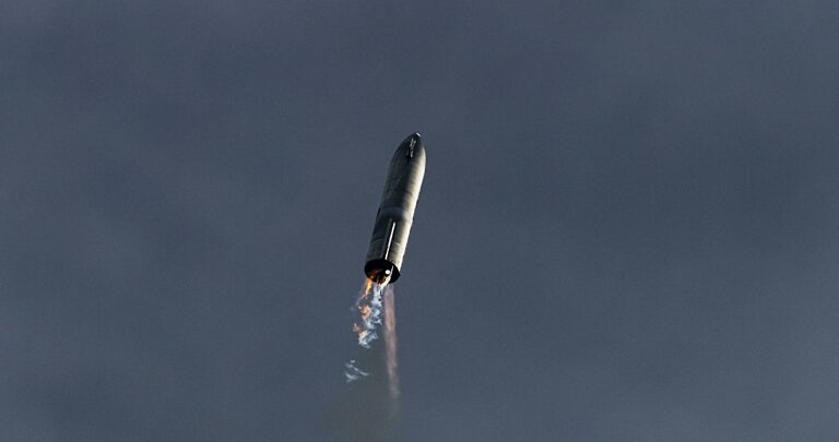 Why NASA Picked SpaceX to Land Humans on the… | The Planetary Society