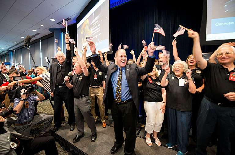 Alan Stern & New Horizons Team Receive Cosmos… | The Planetary Society