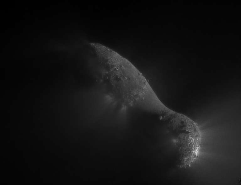 Comet Hartley 2 | The Planetary Society
