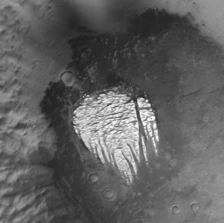 High-resolution view of White Rock from Viking | The Planetary Society