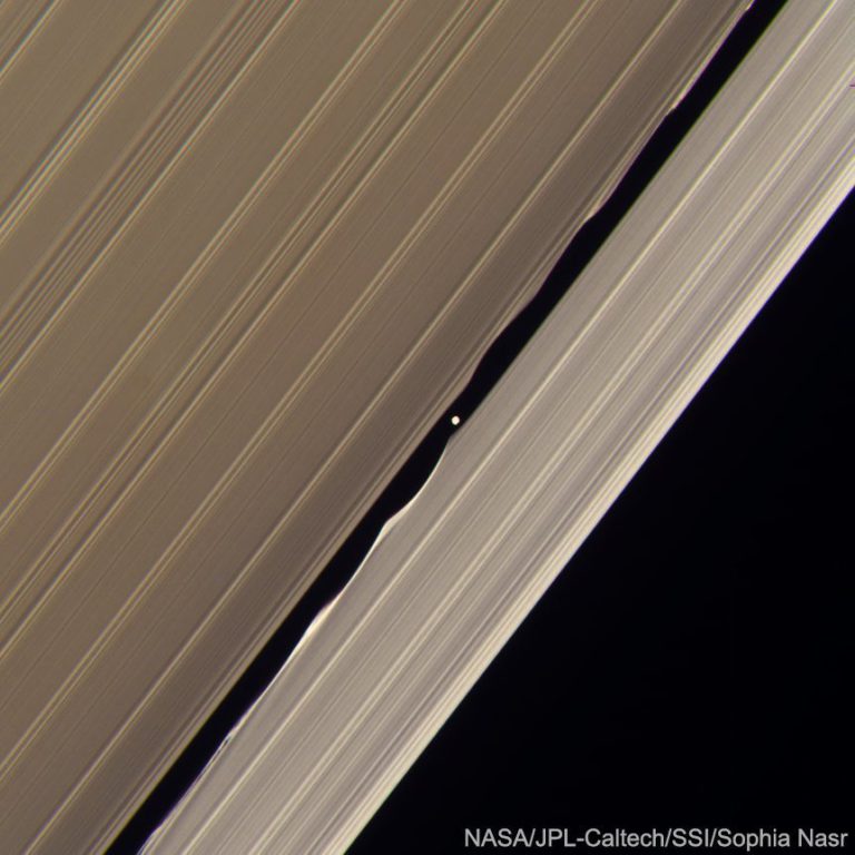Daphnis making waves in Saturn's rings | The Planetary Society