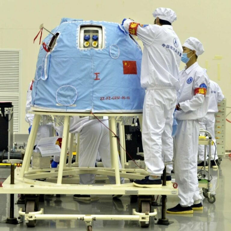 Venus surface panorama from Venera 14 front… | The Planetary Society