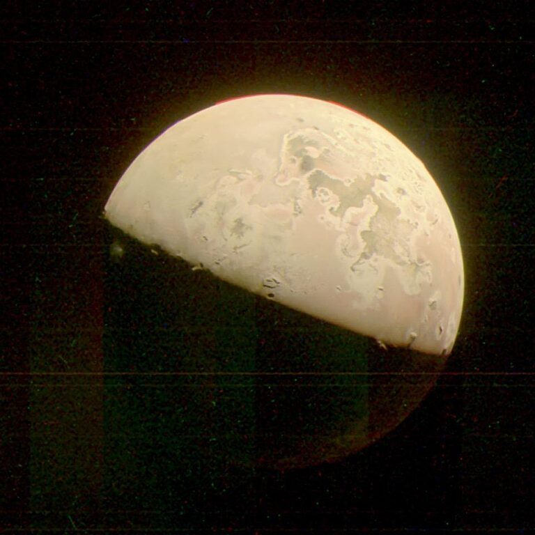 True Colors of Pluto | The Planetary Society